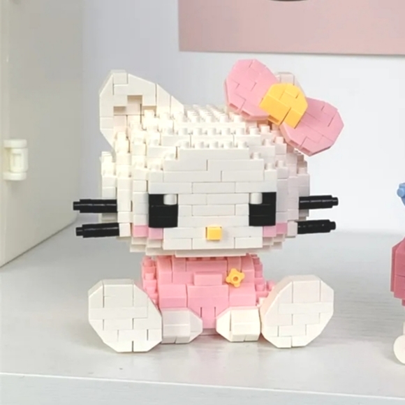 Hello Kitty | Toys | Left Hello Kitty Interlocking Bricks Set Diy ...